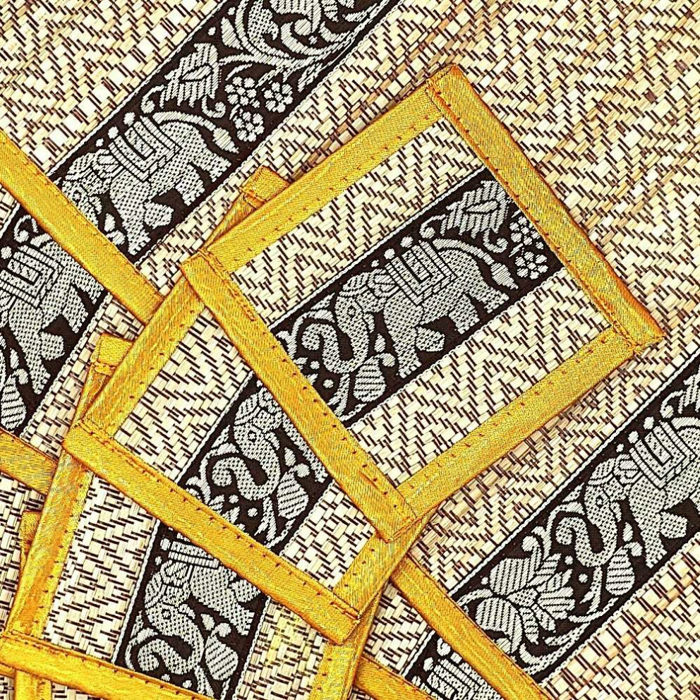 Thai Tisch-Set Untersetzer Platz-Set 8-teilig aus Bast mit Elefantenm